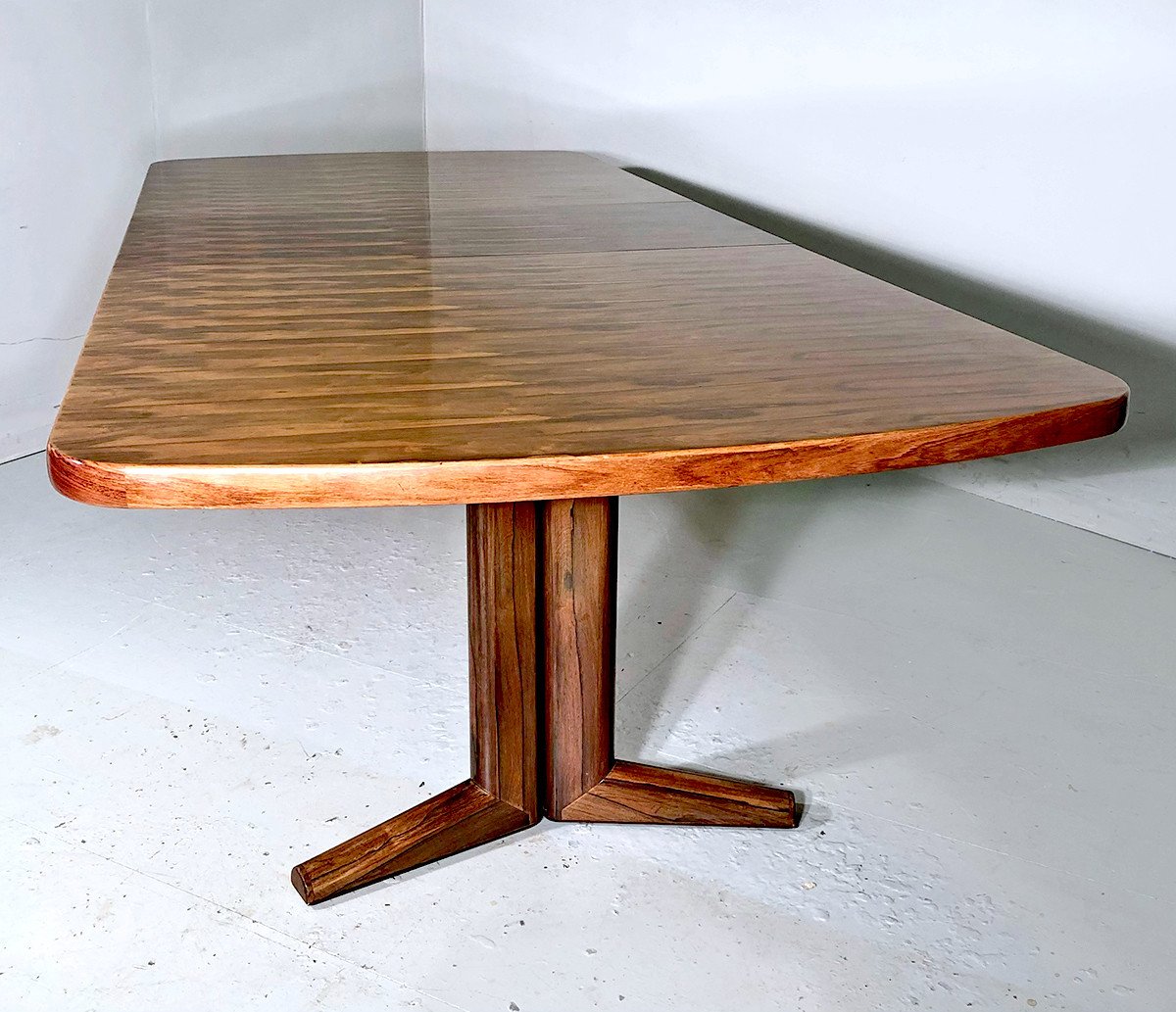 Gordon Russell Marwood Table | HAYLOFT DESIGN